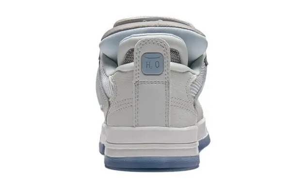 LI-NING Pro Cozy Low Top Sneakers