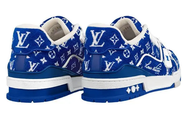 LOUIS VUITTON Trainer Sneakers - Blue/white