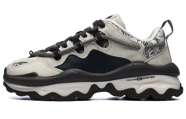 FILA FUSION X White Mountaineering Qd96 Sneakers