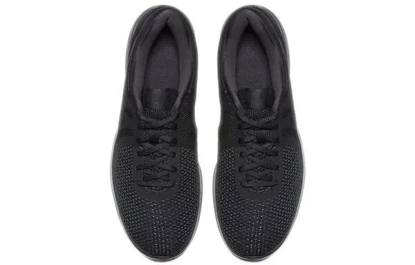 Nike Revolution 4 Low Top Sneakers - Black/black