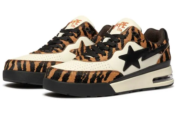 A BATHING APE Road Sta