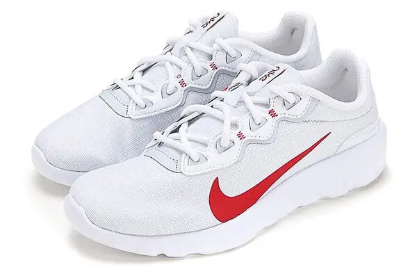 Nike Explore Strada Sneakers