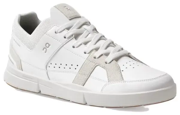On The Roger Clubhouse Sneakers - White/sand