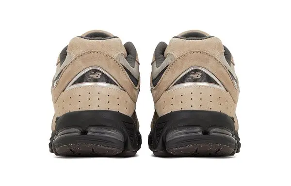 NEW BALANCE 2002r 'driftwood' Sneakers - Driftwood/black