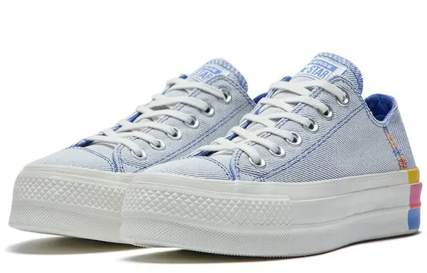 CONVERSE Chuck Taylor All Star Lift Low Sneakers