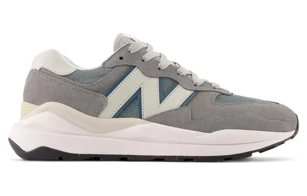 NEW BALANCE 57/40 Sneakers