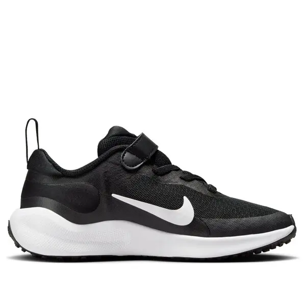 Nike Revolution 7 Psv Athletic Sneakers