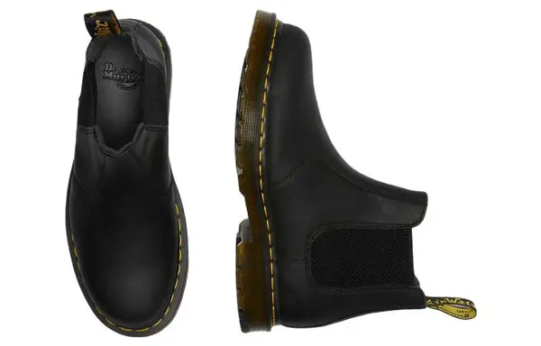 Dr. Martens 2976 Wintergrip Chelsea Boots - Black