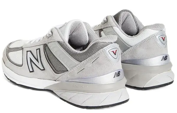 NEW BALANCE 990v5 "made In Usa" Sneakers - Grey