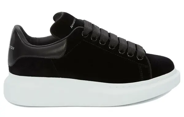 Alexander McQueen Oversized Sneaker - Black