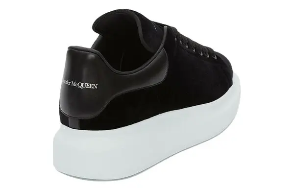 Alexander McQueen Oversized Sneaker - Black