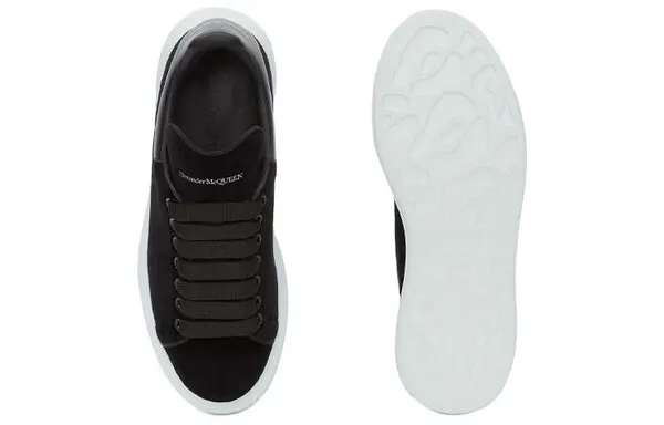 Alexander McQueen Oversized Sneaker - Black