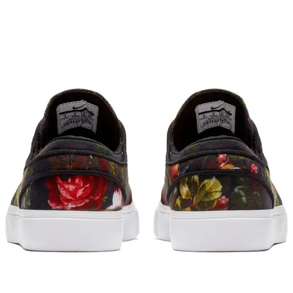 Nike Zoom Stefan Janoski Sb Canvas Sneakers - Multi-color