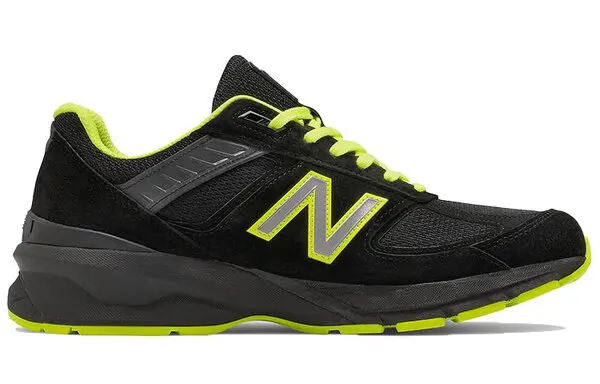 NEW BALANCE 990v5 Made In Usa Sneakers - Black