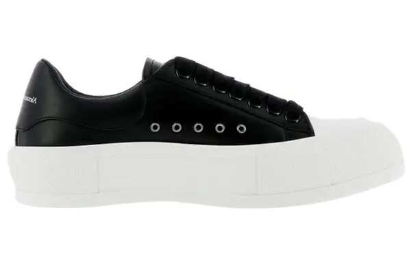 Alexander McQueen Deck Plimsoll Lace-up Sneakers - Black/white