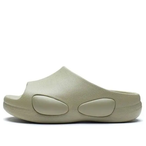 LI-NING Counterflow Shock Absorption Sports Slippers - Default Color