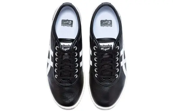 Onitsuka Tiger Tsunahiki Lace-up Sneakers - Black/white