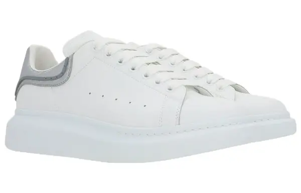 Alexander McQueen Oversized Low-top Sneakers - White/silver
