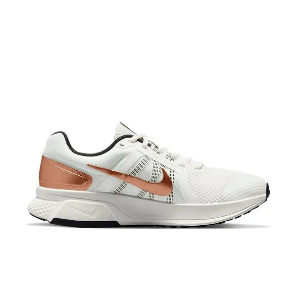 Nike Run Swift 2 Sneakers - White/brown