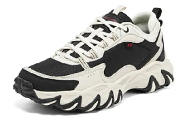 Sketchers Thurston Trail Sneakers