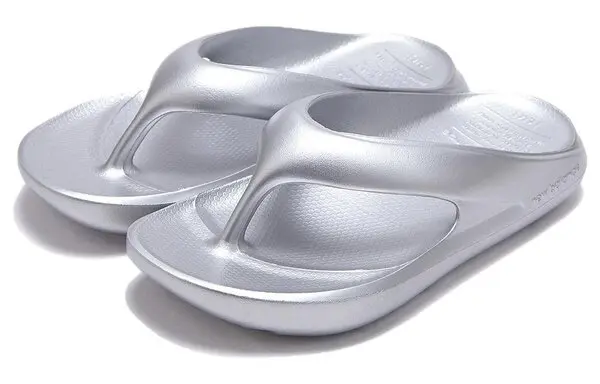 NEW BALANCE Thong Sandals