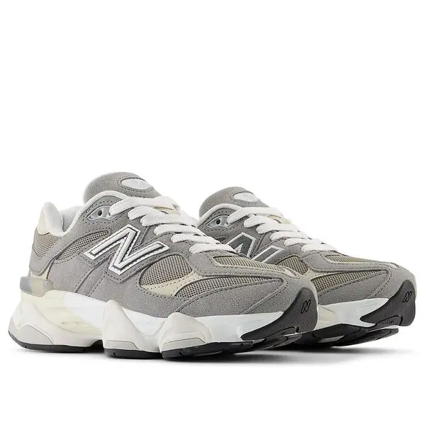 NEW BALANCE 9060 Sneakers