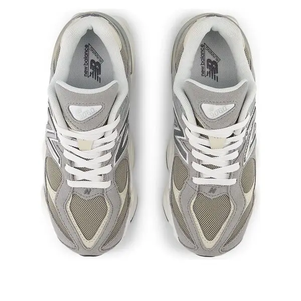 NEW BALANCE 9060 Sneakers
