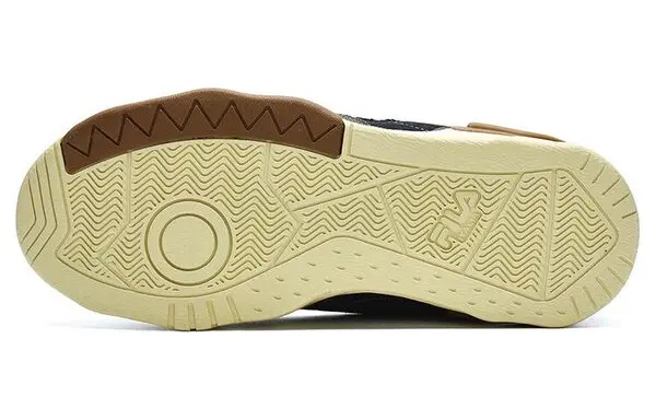 FILA FUSION Kick Sneakers