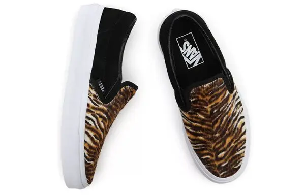 VANS Soft Suede Classic Slip-on - Black/yellow