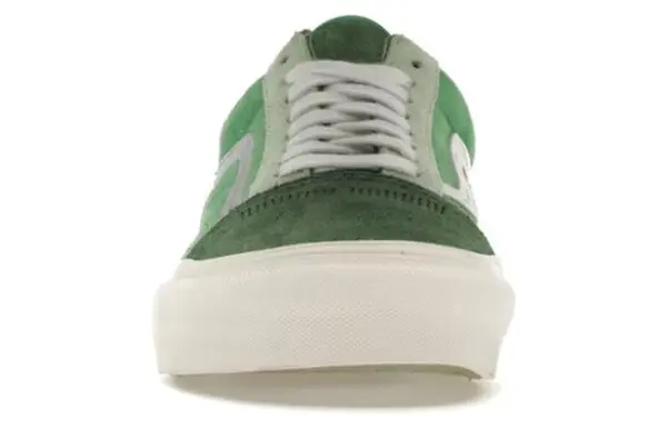 VANS Vault Old Skool X Kar L'art De L'automobile Sneakers