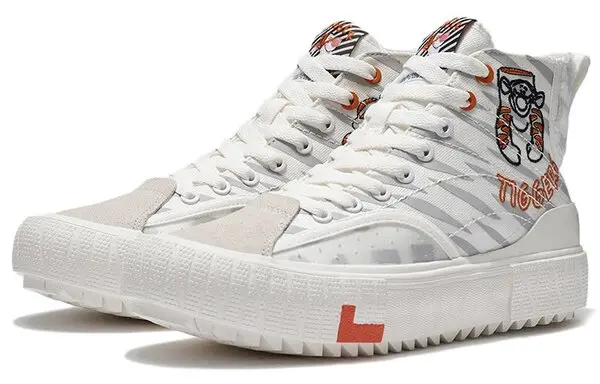 LI-NING Classic Canvas Hi X Disney Tigger Sneakers