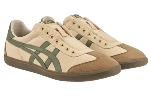 Onitsuka Tiger Tokuten Slip-on Sneakers