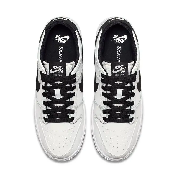 Nike Dunk Low Pro "ishod Wair" Sneakers - White