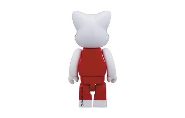 BE@RBRICK Ny@brick Hello Kitty Doll 100%+100