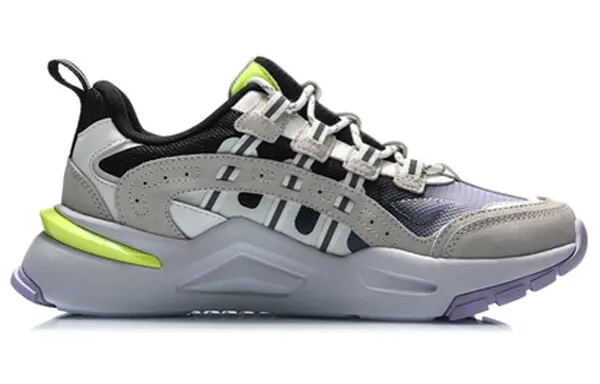 LI-NING Reverses Sneakers