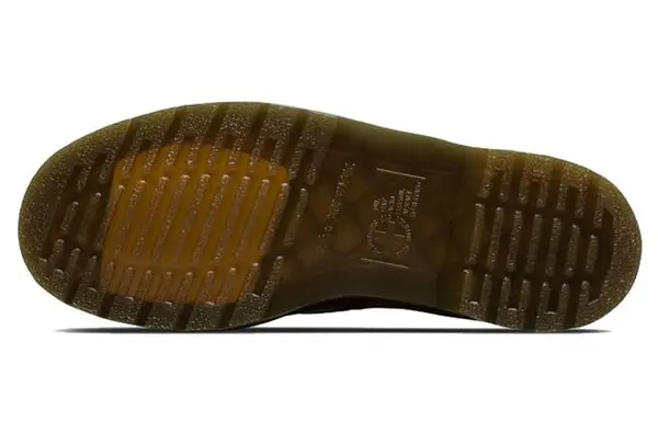 Dr. Martens 1460 8-eye Boots