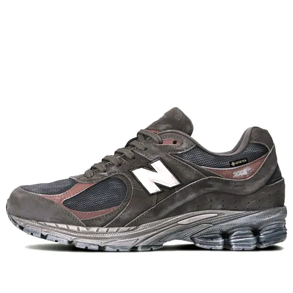NEW BALANCE 2002r Gore-tex Sneaker - Blackgray/blue