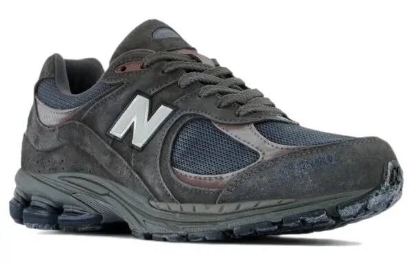 NEW BALANCE 2002r Gore-tex Sneaker - Blackgray/blue