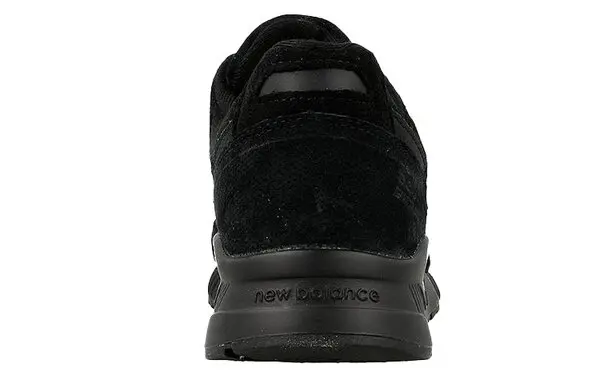 NEW BALANCE 530 Series Classic
