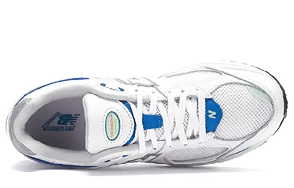 NEW BALANCE 2002r Sneakers - White/blue