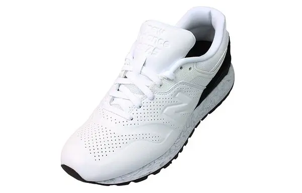 NEW BALANCE 99 Lace-up Sneakers - White/black