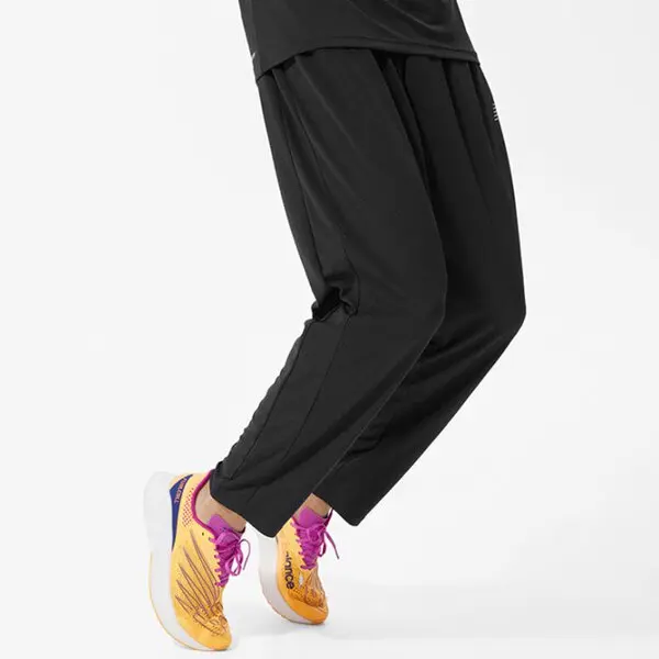 NEW BALANCE Tech Training Knit Track Pant Asia Sizing
