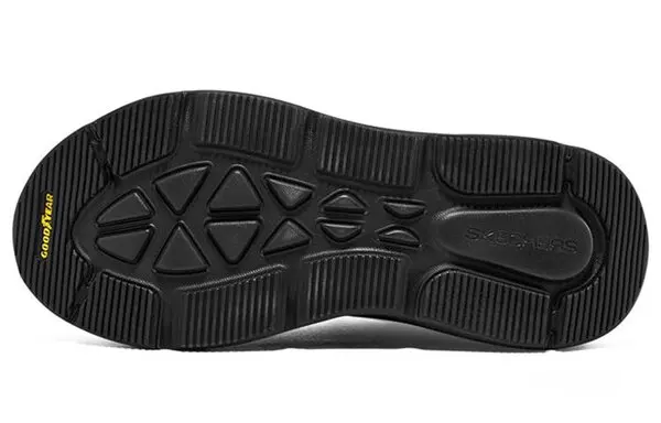 Sketchers Max Cushioning Delta Athletic Shoes