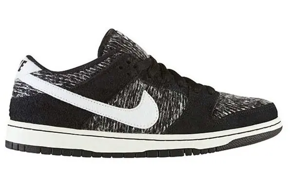 Nike Dunk Low Sneakers