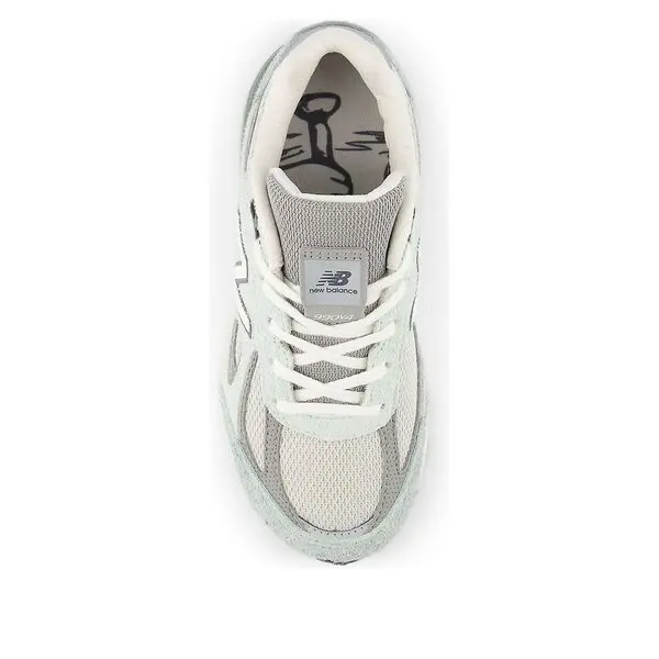 NEW BALANCE 990v4 "the Whitaker Group Willful Bias" Sneakers - Jade Green/cream/black