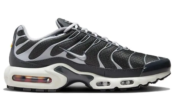 Nike Max Plus Se "iron Grey" Sneakers - Iron Grey/wolf Grey/sail