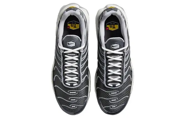 Nike Max Plus Se "iron Grey" Sneakers - Iron Grey/wolf Grey/sail