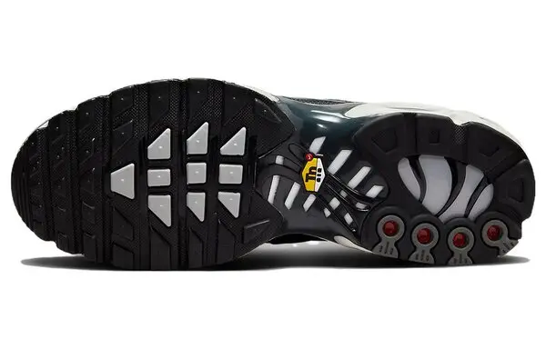 Nike Max Plus Se "iron Grey" Sneakers - Iron Grey/wolf Grey/sail