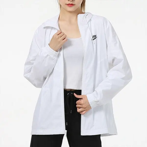 Nike Essential Woven Jacket