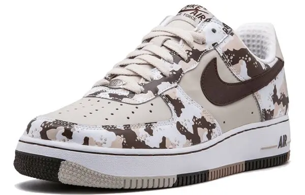 Nike Force 1 Low 'desert Chip Camo' Sneakers - Brown